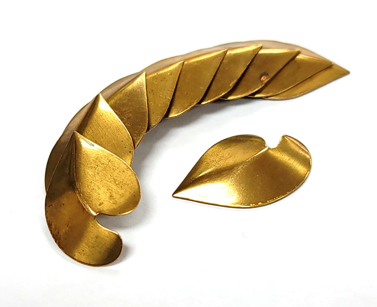 Brass Scale Component